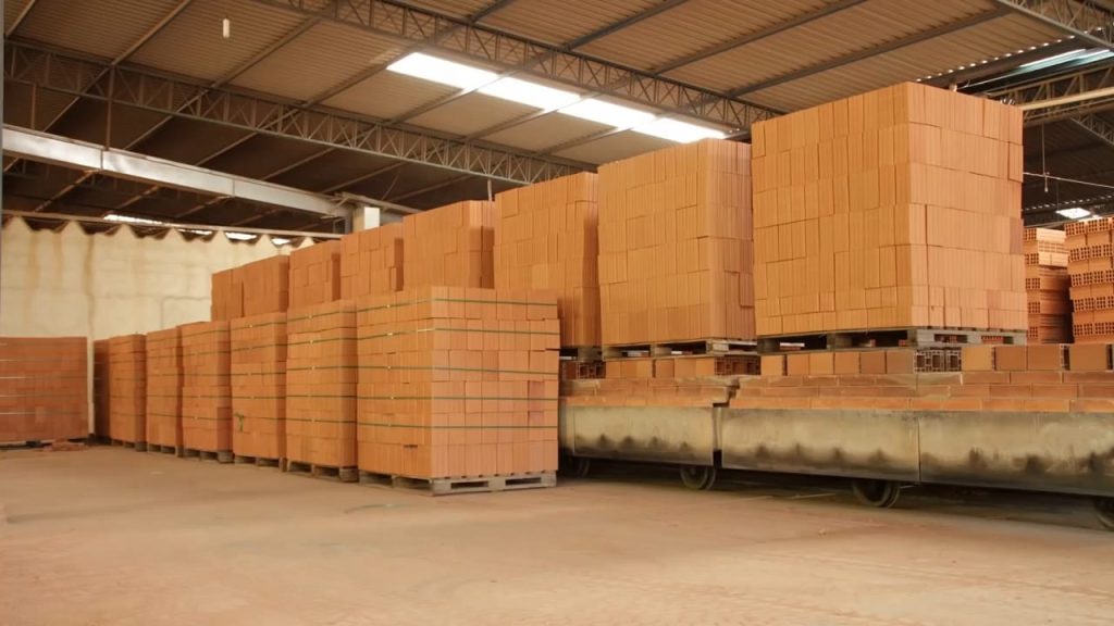 Fabricação de tijolos – Gelmaki